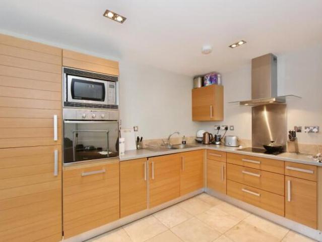 1 bedroom flat for rent in City Tower, 3 Limeharbour, E14