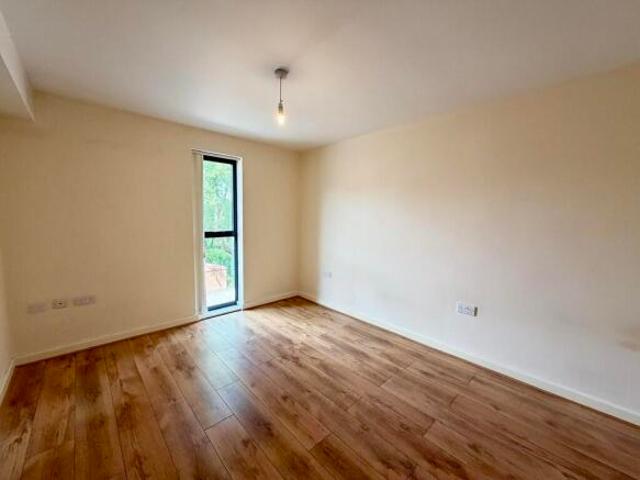 1 bedroom flat for rent in City Towers, 1 Watery Street, S3