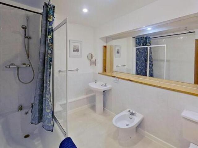 1 bedroom flat for rent in Commercial Street, Edinburgh, EH6