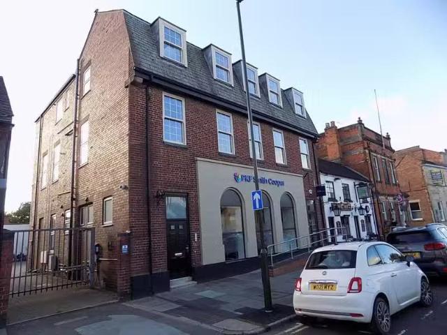1 bedroom flat for rent in Compton, Ashbourne, Derbyshire.