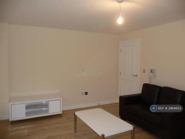 1 bedroom flat for rent in Concord Street, Leeds, LS2