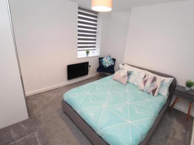 1 bedroom flat for rent in Connaught Road, Cardiff, CF24 3PW, CF24