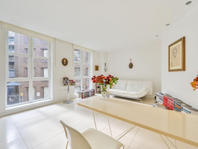 1 Bedroom Flat for Rent in Cock Lane | Foxtons
