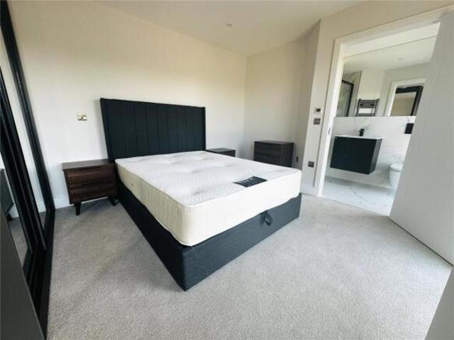 1 bedroom flat for rent in Cockfosters Road, Barnet, EN4