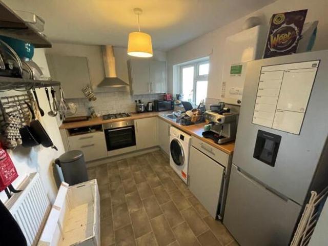 1 bedroom flat for rent in Codrington House, Hawke Street, PO1