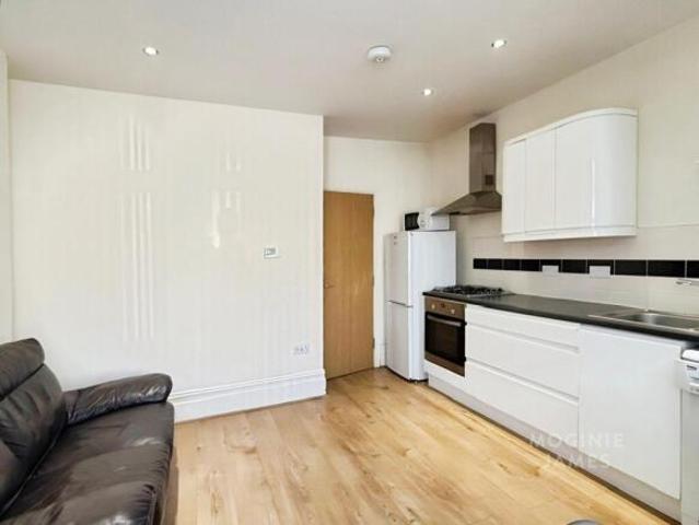 1 bedroom flat for rent in Colum Road, Cathays, Cardiff, CF10