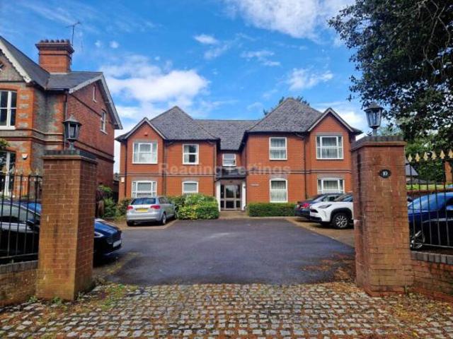 1 bedroom flat for rent in Coley Avenue, Reading, RG1