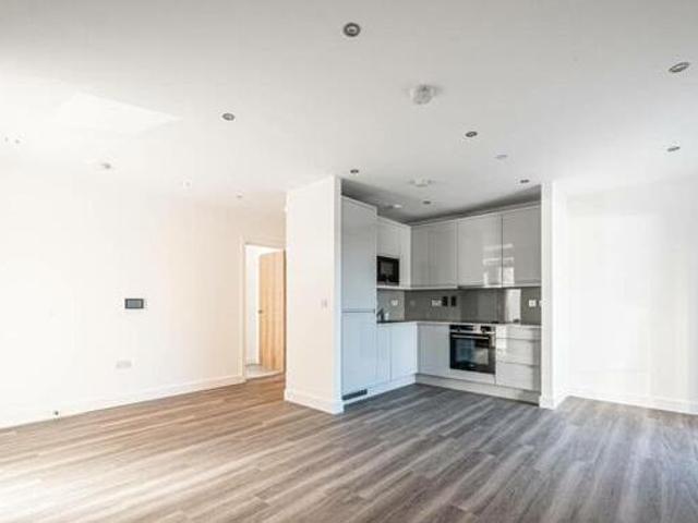 1 Bedroom Flat For Rent In Colindale, London