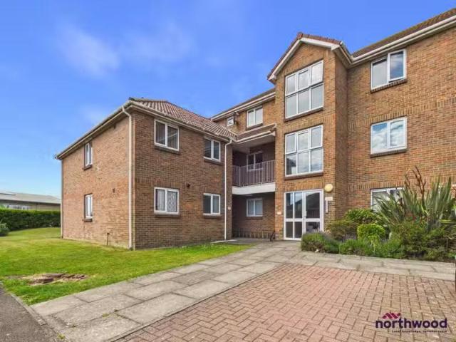 1 bedroom flat for rent in Collingwood Close, Langney Point, E.