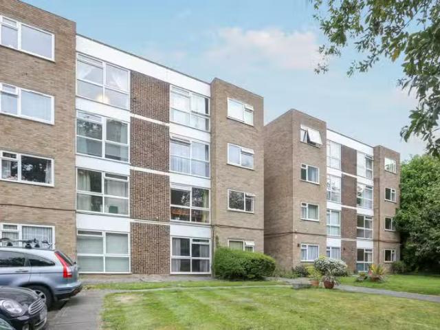 1 bedroom flat for rent in Copers Cope Road, Beckenham, BR3