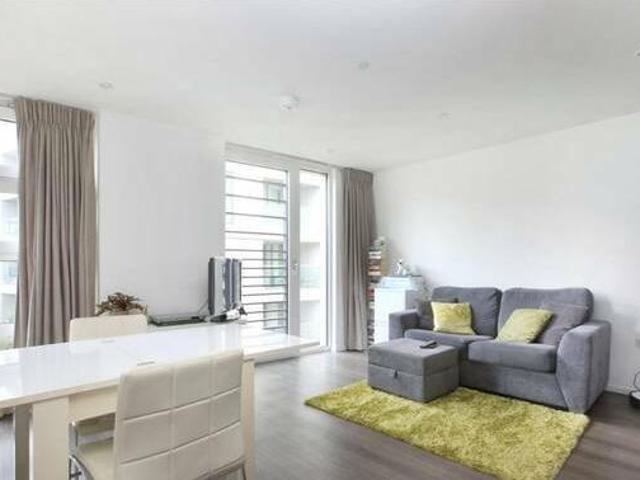 1 bedroom flat for rent in Copperlight Apartments 16 Buckhold Road Wandsworth London SW18