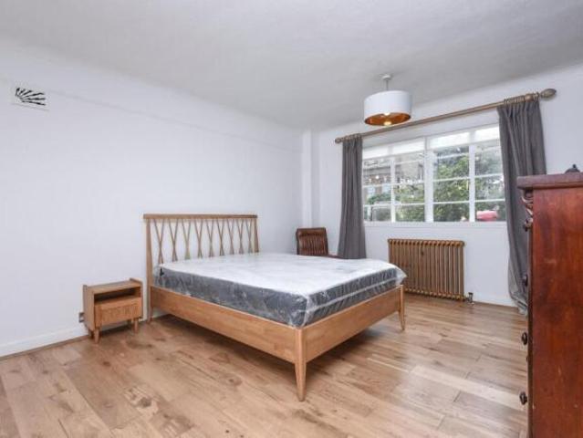 1 bedroom flat for rent in Corner Fielde, Streatham Hill, SW2