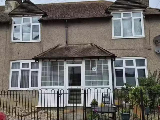 1 bedroom flat for rent in Cornwallis Circle, Whitstable, Kent.