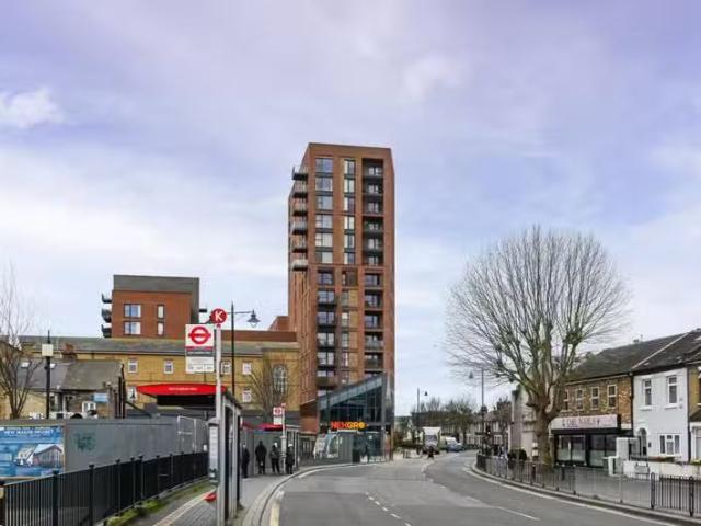 1 bedroom flat for rent in Cornwell House, East Ham, London, E6
