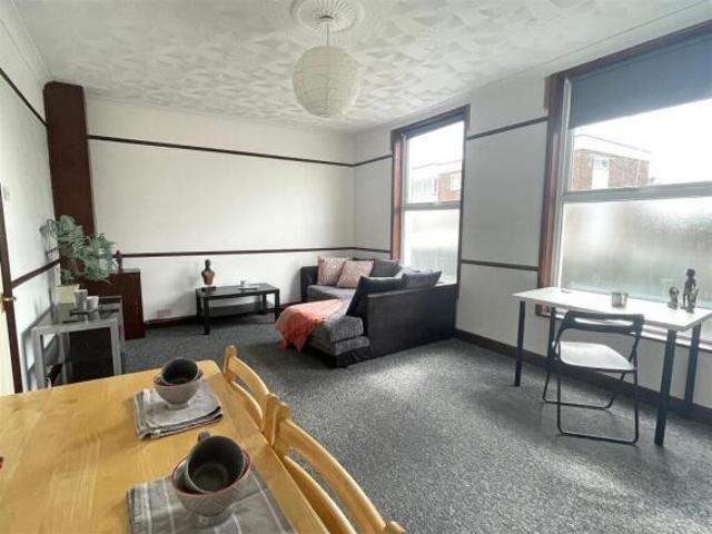 1 bedroom flat for rent in Cottage Grove, Southsea, Hampshire, PO5