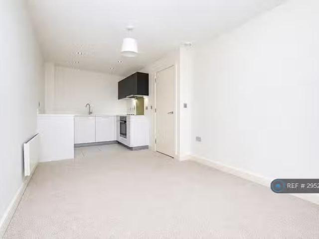 1 bedroom flat for rent in Cotterells, Hemel Hempstead, HP1