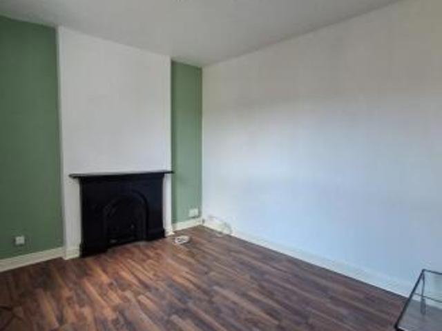 1 bedroom flat for rent in Courtenay Road, Waterloo, L22
