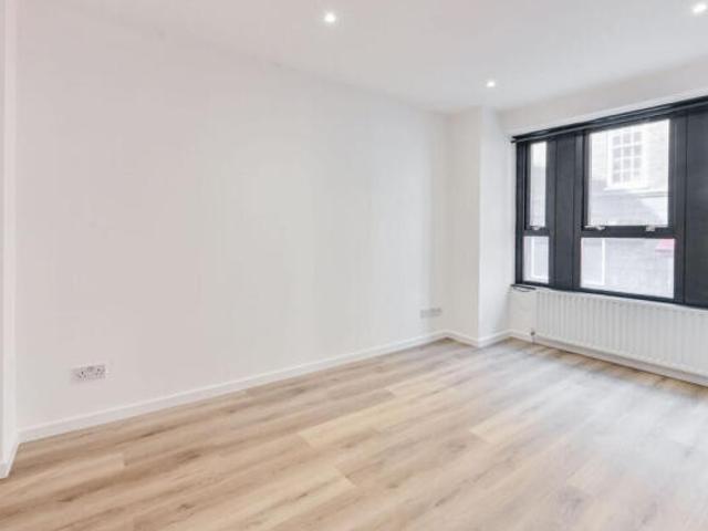 1 bedroom flat for rent in Covent Garden, London, WC2H