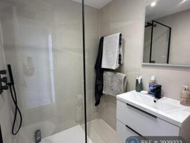 1 bedroom flat for rent in Claverton St, London, SW1V