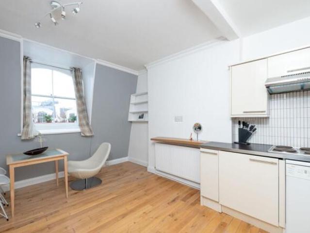 1 bedroom flat for rent in Clanricarde Gardens, London, W2