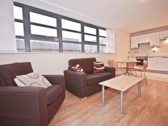 1 bedroom flat for rent in Clapham Park Road, Clapham, SW4