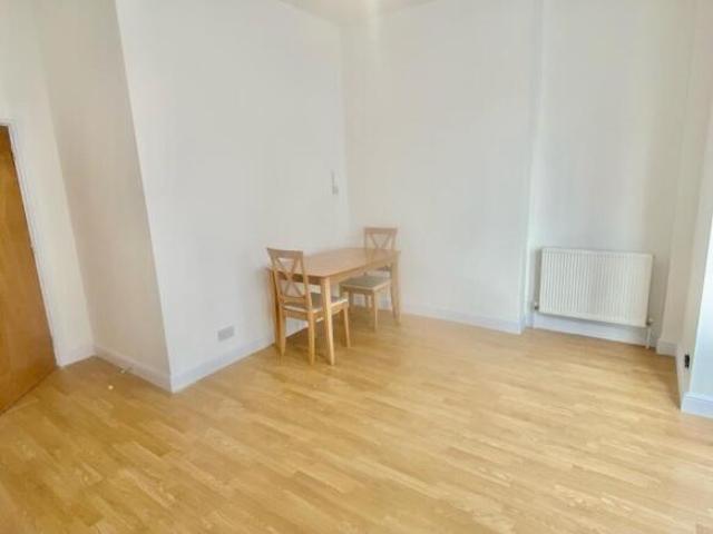 1 bedroom flat for rent in Clapham Road, MK41