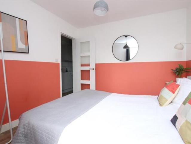 1 bedroom flat for rent in Claremont Terrace, Bath, BA1