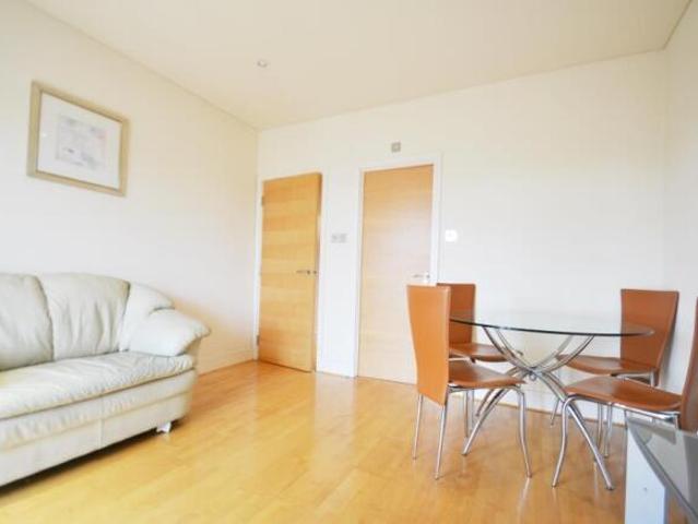 1 bedroom flat for rent in Clarendon Court, 33, Maida Vale, London W9