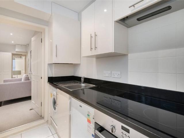 1 bedroom flat for rent in Clarendon Flats, Balderton Street, W1K
