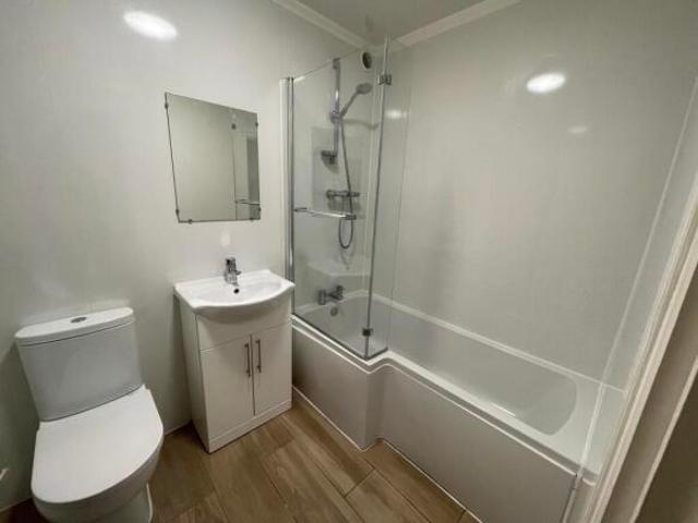 1 bedroom flat for rent in Clarendon Park Road, Clarendon Park, Leicester, LE2