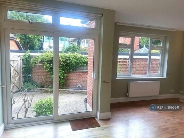 1 bedroom flat for rent in Clarendon Road, Southsea, PO5