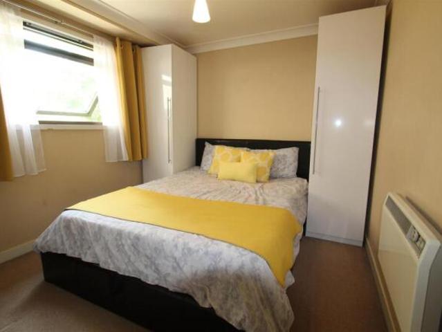 1 bedroom flat for rent in Clark Street, Stepney Green, E1