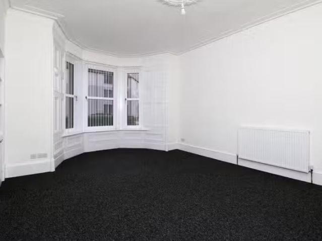 1 bedroom flat for rent in Clepington Road, Dundee, DD3