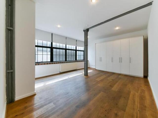 1 bedroom flat for rent in Clerkenwell Road, London, EC1M