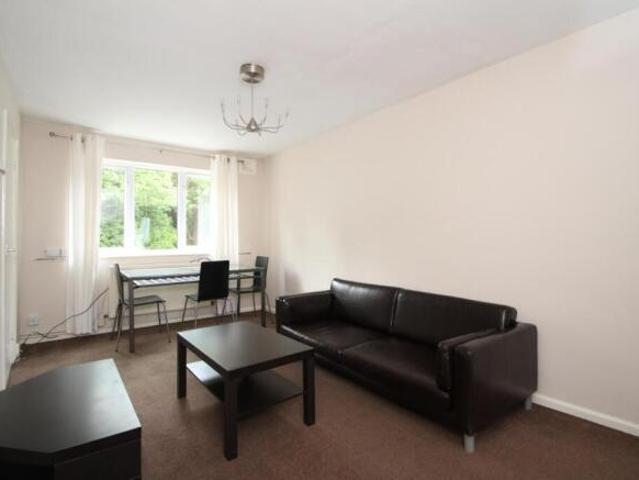 1 bedroom flat for rent in Cliff Road, Leeds, West Yorkshire, LS6