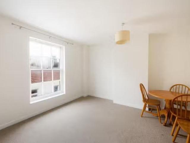 1 bedroom flat for rent in Clifton Road, Clifton, BS8