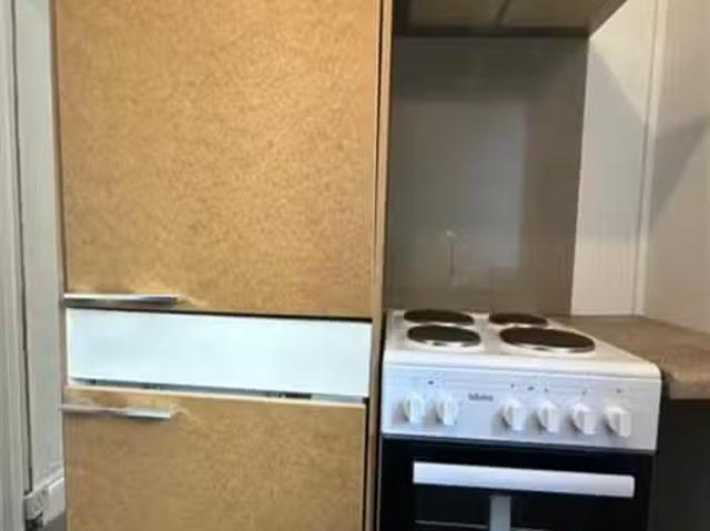 1 bedroom flat for rent in Clifton Road, CV10