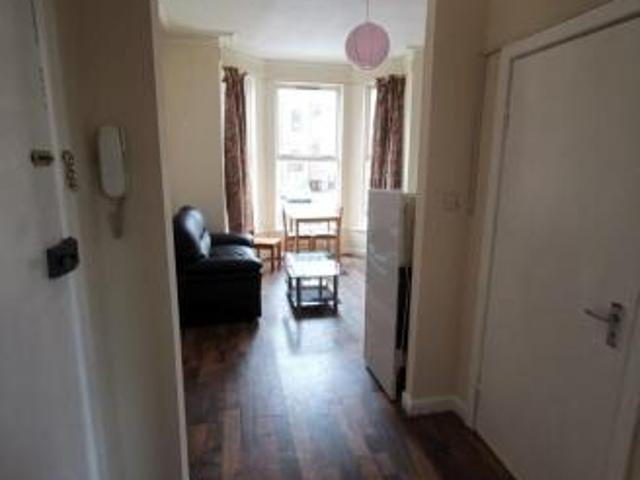 1 bedroom flat for rent in Clyde Road Gatley, Manchester, M20
