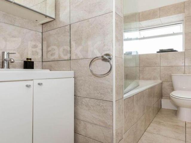 1 bedroom flat for rent in Crouch End Hill, CROUCH END N8