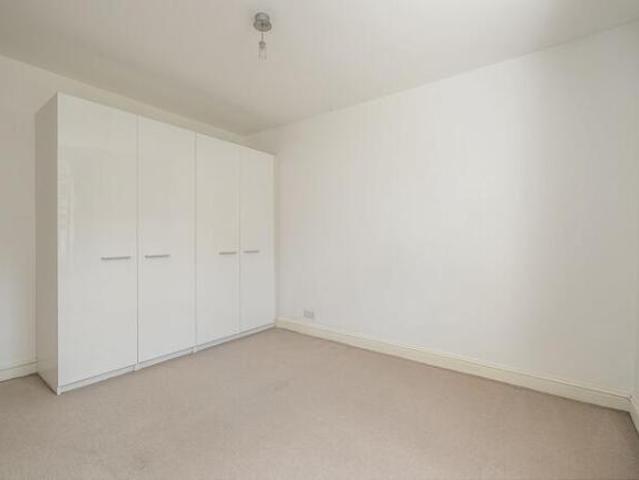 1 bedroom flat for rent in Croxley Road London W9