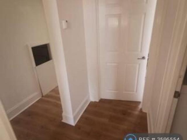 1 bedroom flat for rent in Croydon Road, London, SE20
