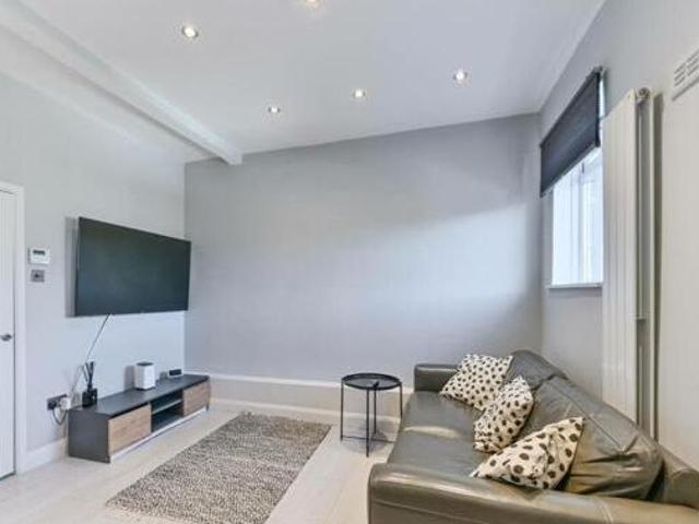 1 Bedroom Flat For Rent In Croydon
