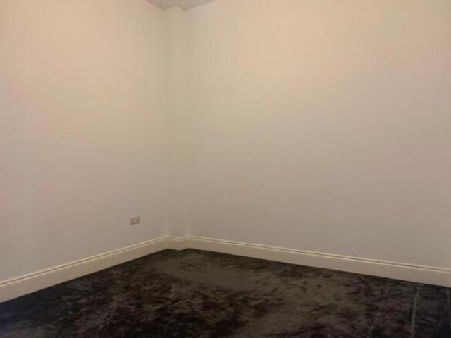 1 bedroom flat for rent in Crocketts Lane, Smethwick, West Midlands, B66