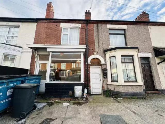 1 bedroom flat for rent in Croft Road, Stockingford, CV10 7DN.
