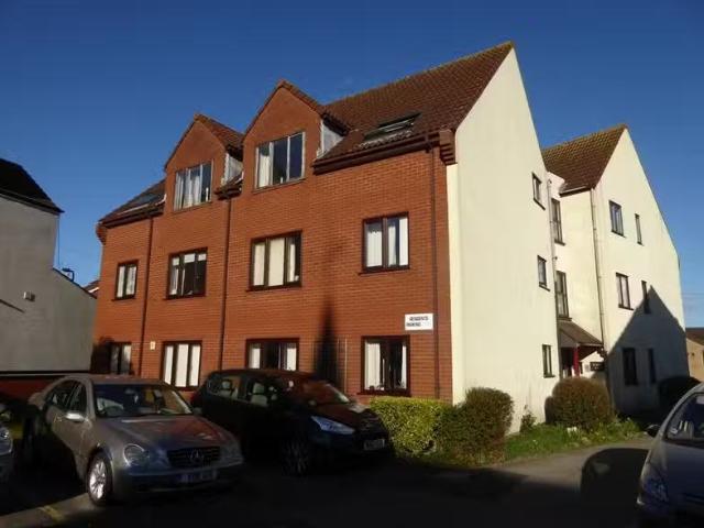 1 bedroom flat for rent in Crofton Court, Yeovil, BA21