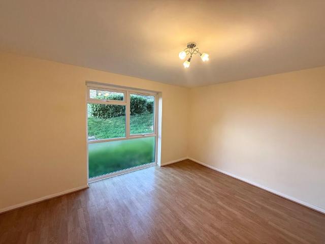1 bedroom flat for rent in Crofton Way, ENFIELD, EN2