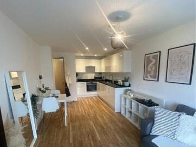 1 Bedroom Flat For Rent In Cross Green Lane