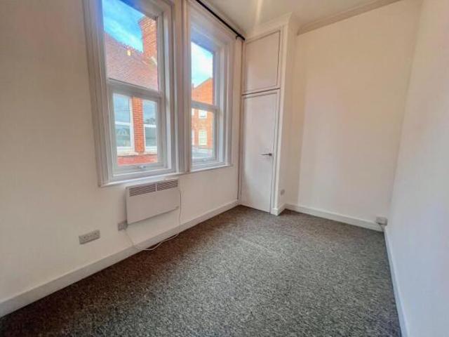 1 bedroom flat for rent in Crabton Close Road, BH5