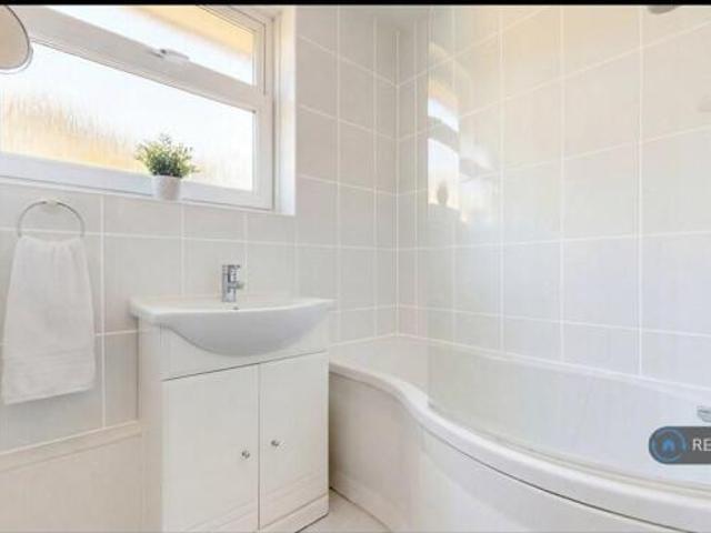 1 bedroom flat for rent in Cranwood Court, London, EC1V