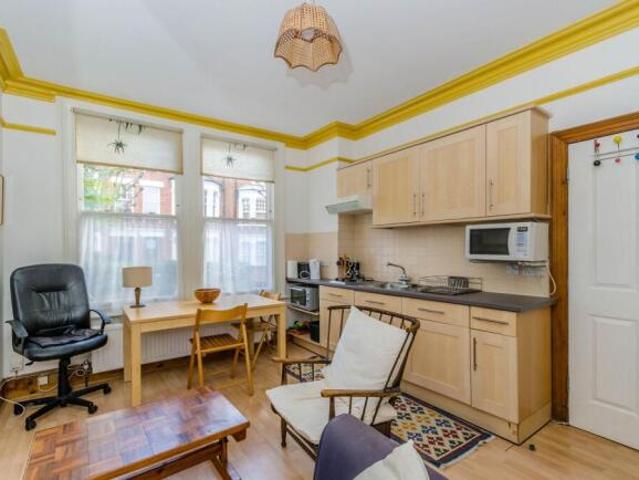 1 bedroom flat for rent in Cressy Road, Hampstead, London, NW3